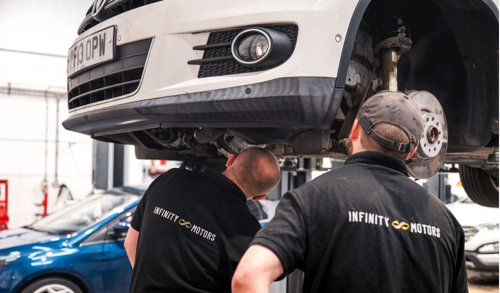 Most Common MOT Fails in the UK & How to Avoid The | Infinity Motors Ltd