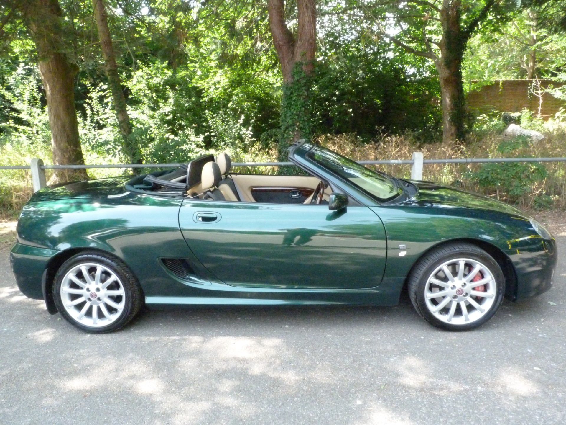 Used MG TF 160vvc,High spec+ Hardtop, in Classic MG colours for sale in ...