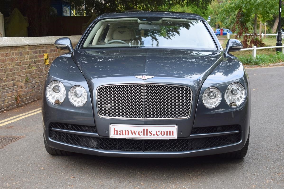 Used Bentley Flying Spur V8 Mulliner for sale in Hanwell, London ...
