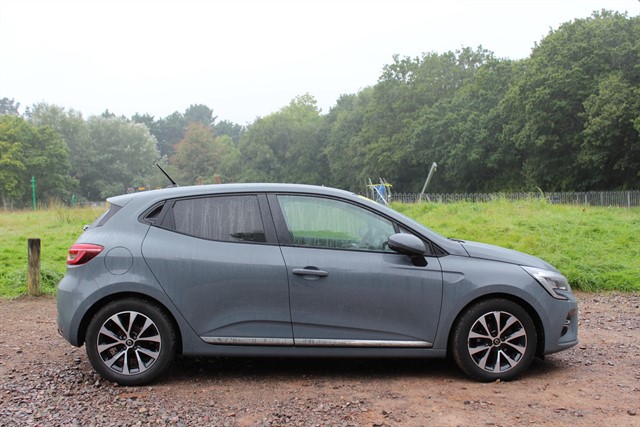 Three Arches Services Ltd | Quality used cars & a professional service ...