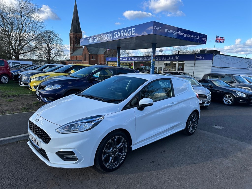Used WHITE Ford Fiesta for sale in Hampshire and Surrey | The Garrison ...
