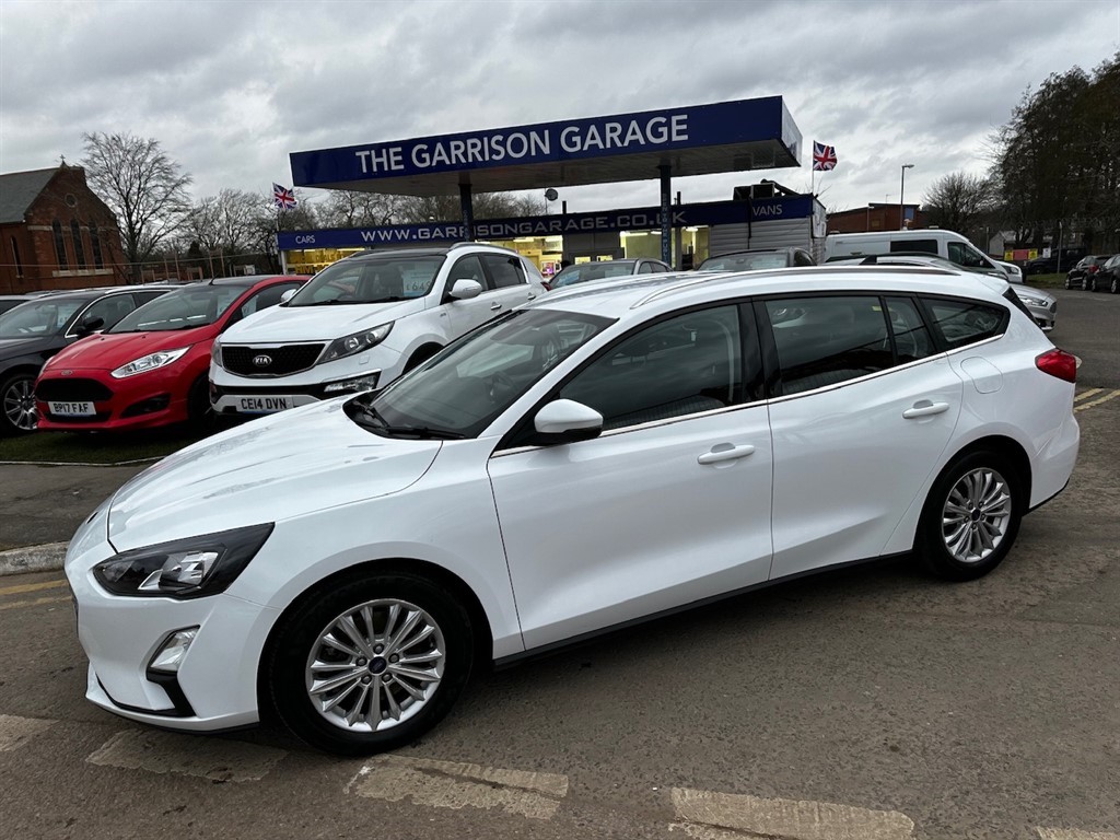 Used WHITE Ford Focus for sale in Hampshire and Surrey | The Garrison ...