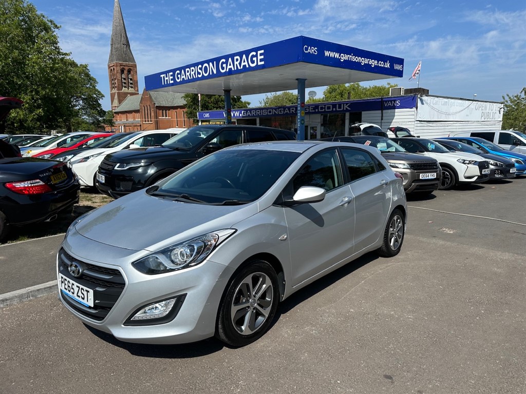 Used SILVER Hyundai i30 for sale in Hampshire and Surrey | The Garrison ...