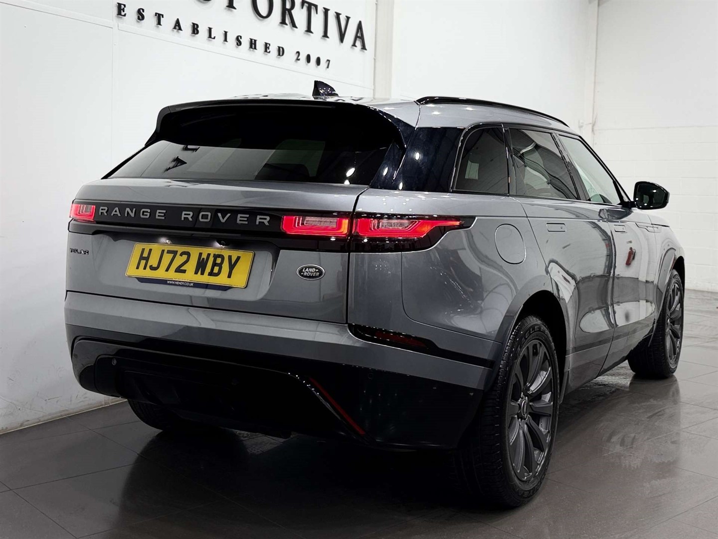 Used Land Rover Range Rover Velar Rover Velar R-Dynamic SE Auto 4WD ...