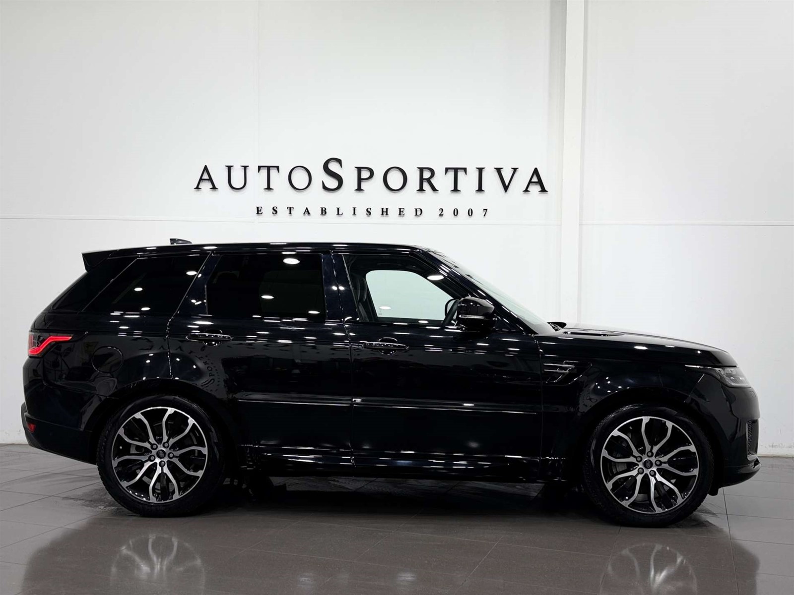 Used Land Rover Range Rover Sport HSE Silver D MHEV Auto 4WD ...