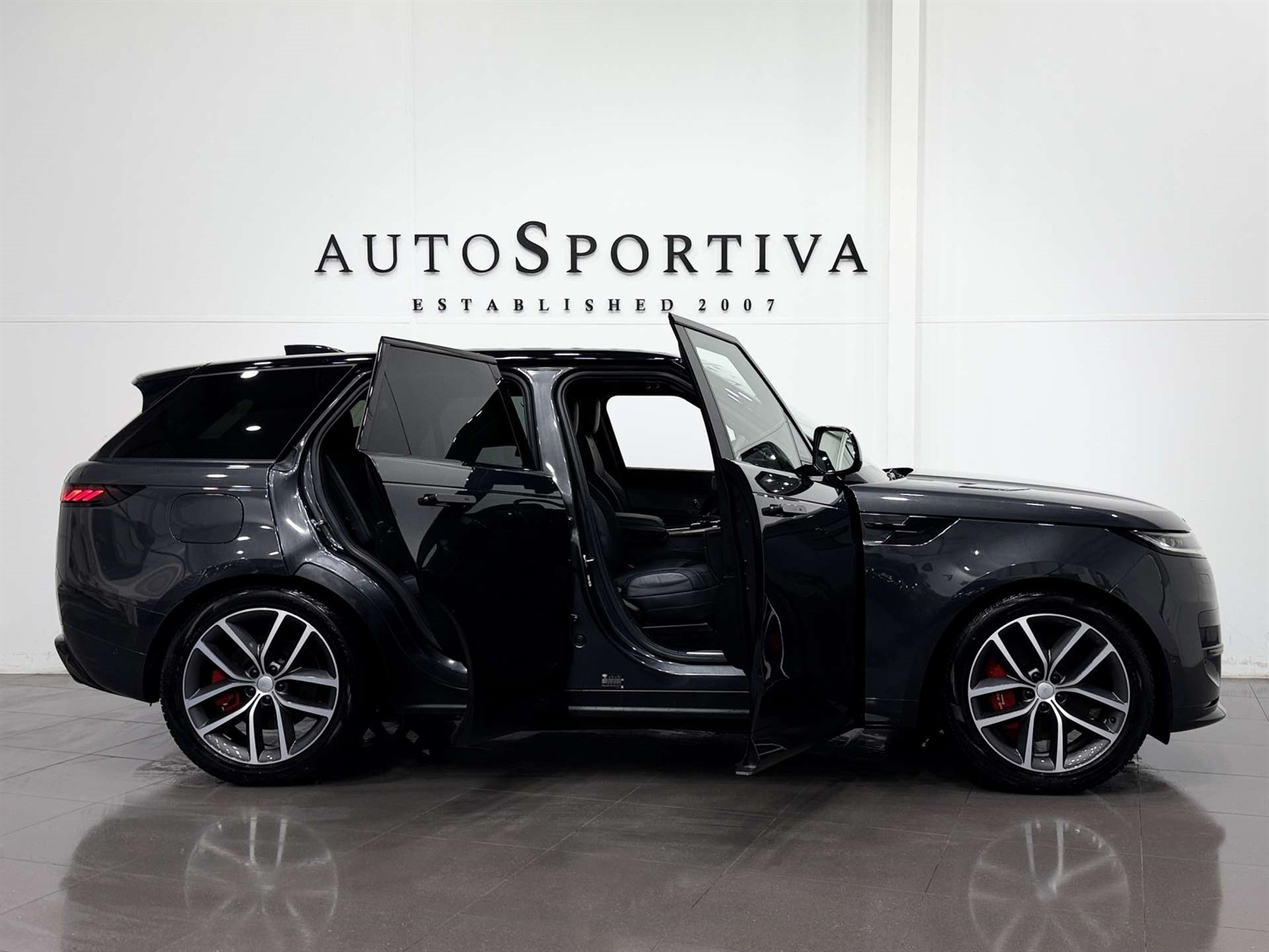 Used Land Rover Range Rover Sport Dynamic SE PHEV Auto 4WD | Tonbridge ...