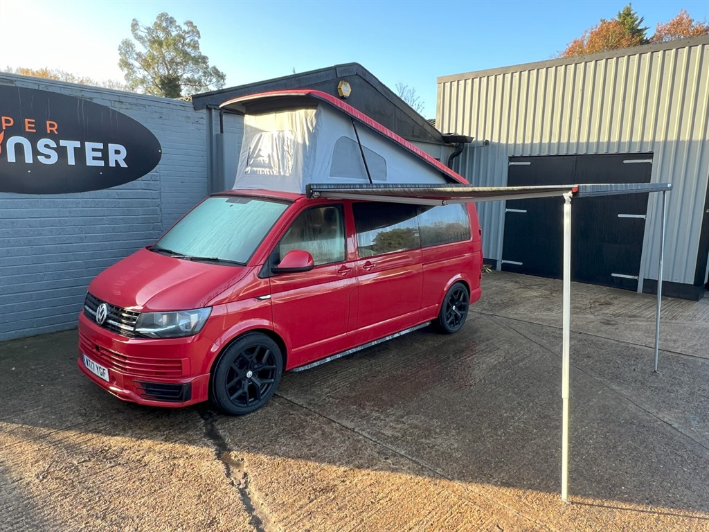 2017 Volkswagen Transporter Red