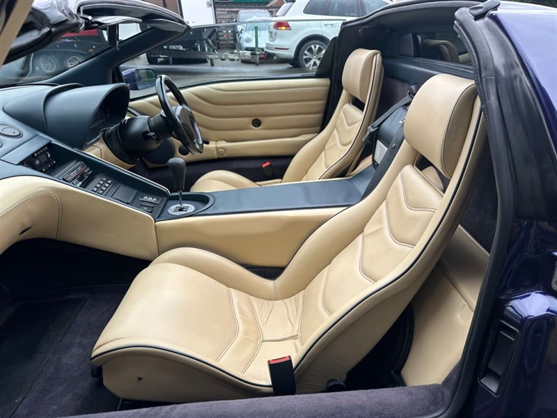 Used Lamborghini Diablo 5.7 Roadster Targa 2dr Petrol Manual 4WD (575 g ...