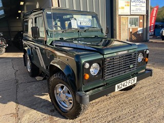 Specialists in Quality 4x4 Vehicles in Cranleigh, Surrey | Walton Motors