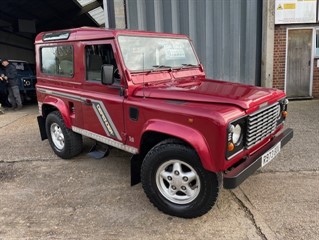 Specialists in Quality 4x4 Vehicles in Cranleigh, Surrey | Walton Motors