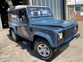 Specialists in Quality 4x4 Vehicles in Cranleigh, Surrey | Walton Motors