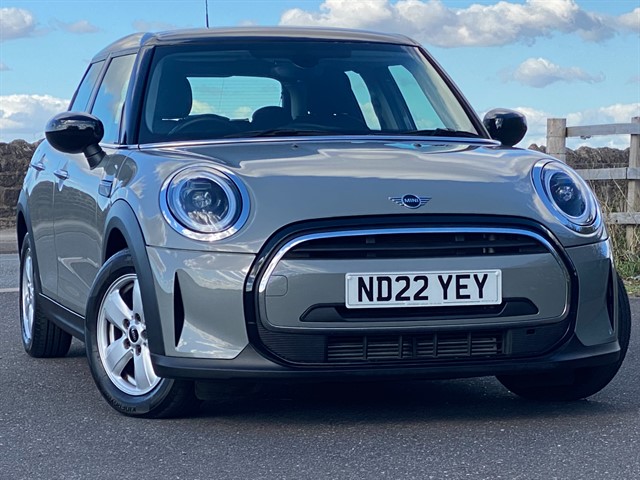 Sheffield’s prestige used car dealership | Crossroads Garage Ltd