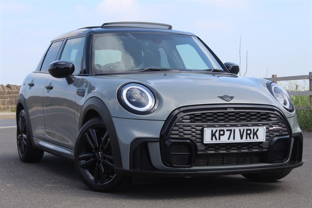 Used Cars in Sheffield, South Yorkshire | Crossroads Garage Ltd