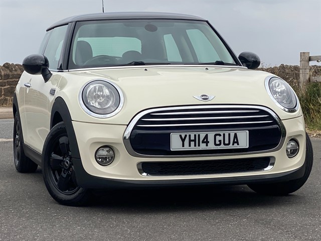 Sheffield’s prestige used car dealership | Crossroads Garage Ltd