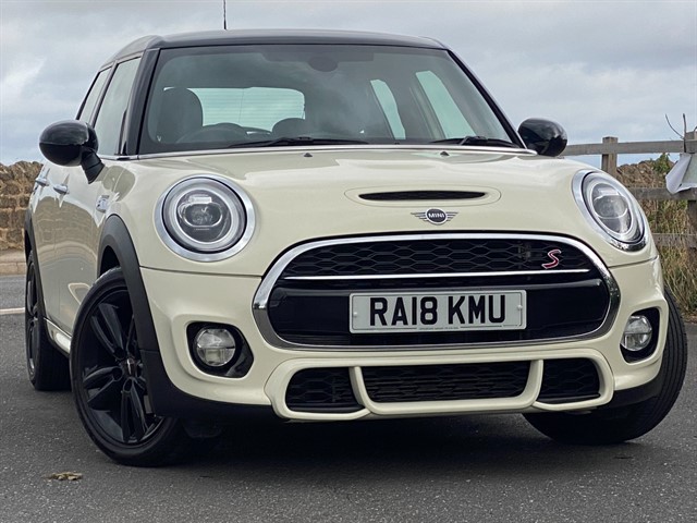 Sheffield’s prestige used car dealership | Crossroads Garage Ltd