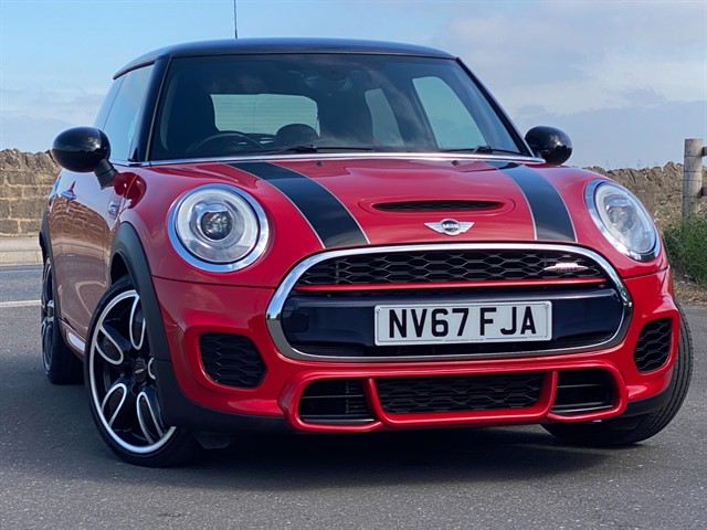 Sheffield’s prestige used car dealership | Crossroads Garage Ltd