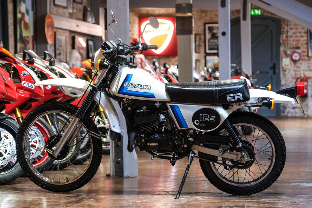 Suzuki TS125 | The Bike Specialists | South Yorkshire