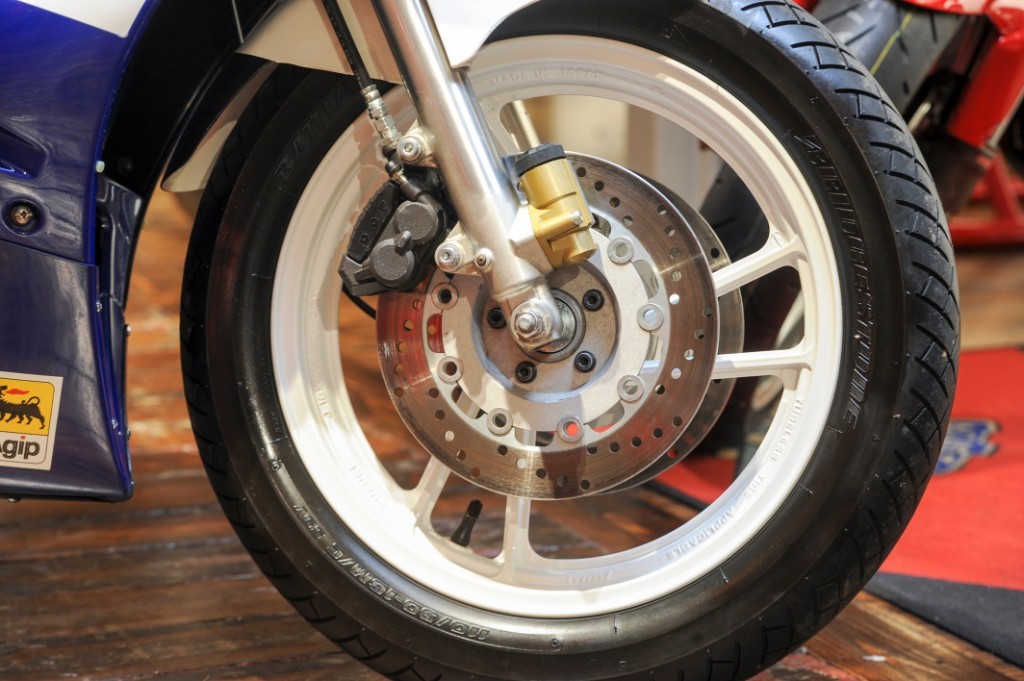 Suzuki RG500 | The Bike Specialists | South Yorkshire