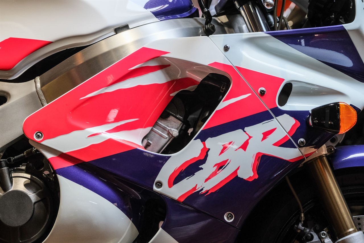 Honda CBR900RR Fireblade | The Bike Specialists | South Yorkshire