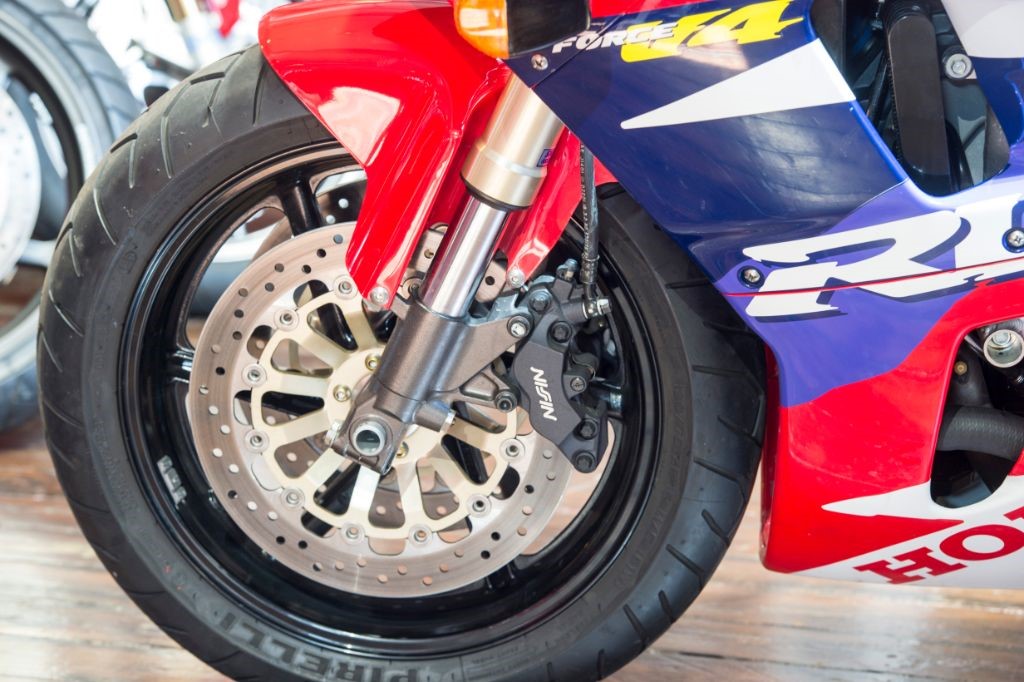 Honda RVF750 | The Bike Specialists | South Yorkshire
