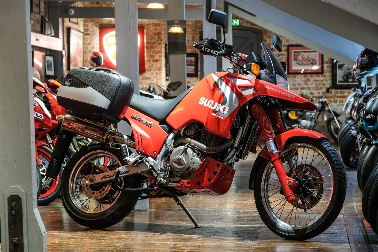 Suzuki DR750 | The Bike Specialists | South Yorkshire