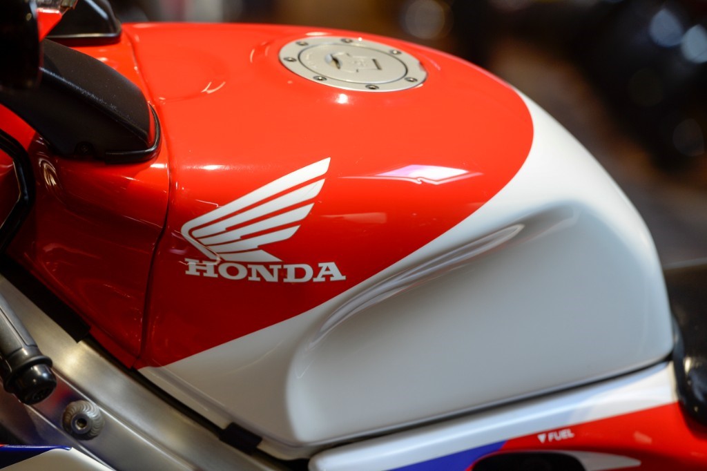 Honda RVF400 | The Bike Specialists | South Yorkshire