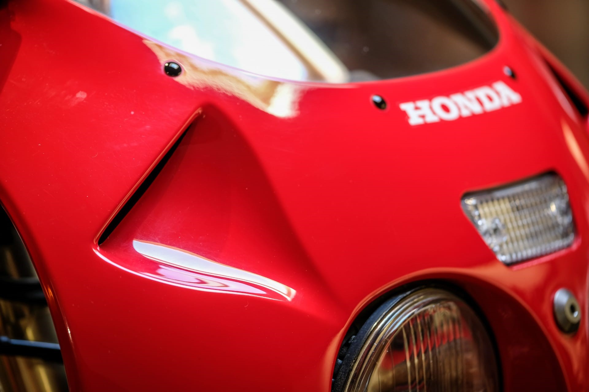 Honda RVF750 | The Bike Specialists | South Yorkshire