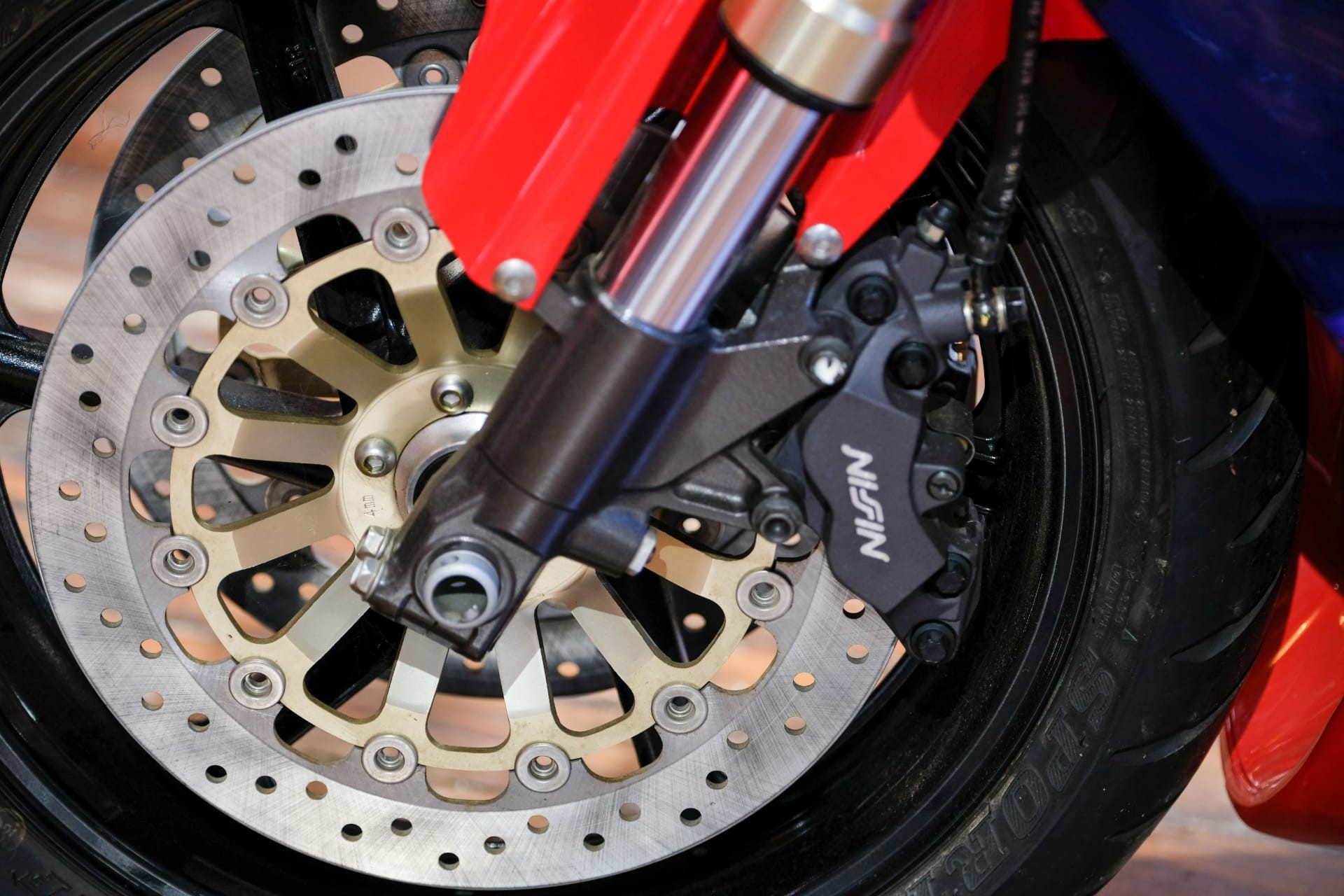 Honda RVF750 | The Bike Specialists | South Yorkshire