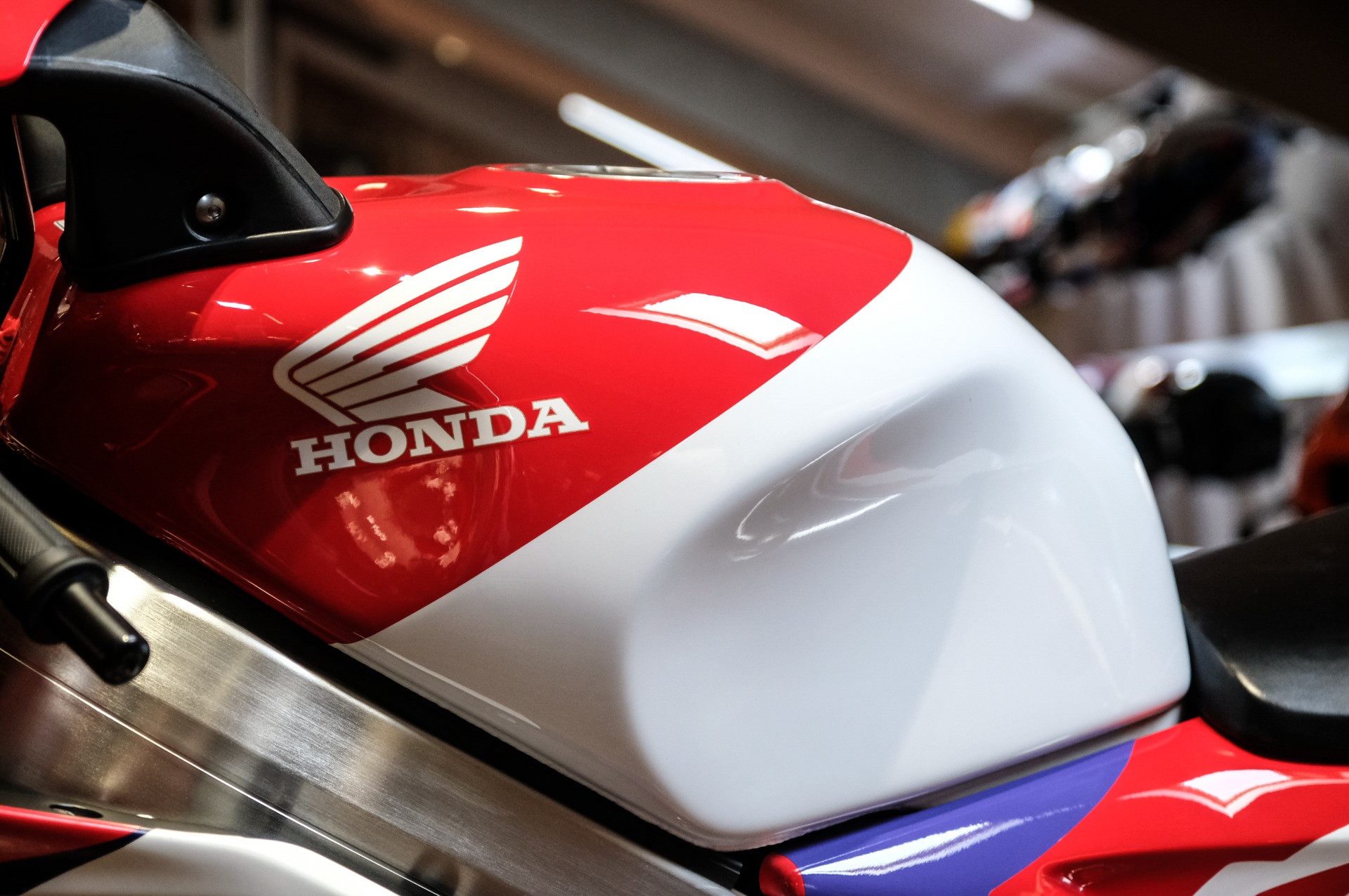 Honda RVF750 | The Bike Specialists | South Yorkshire