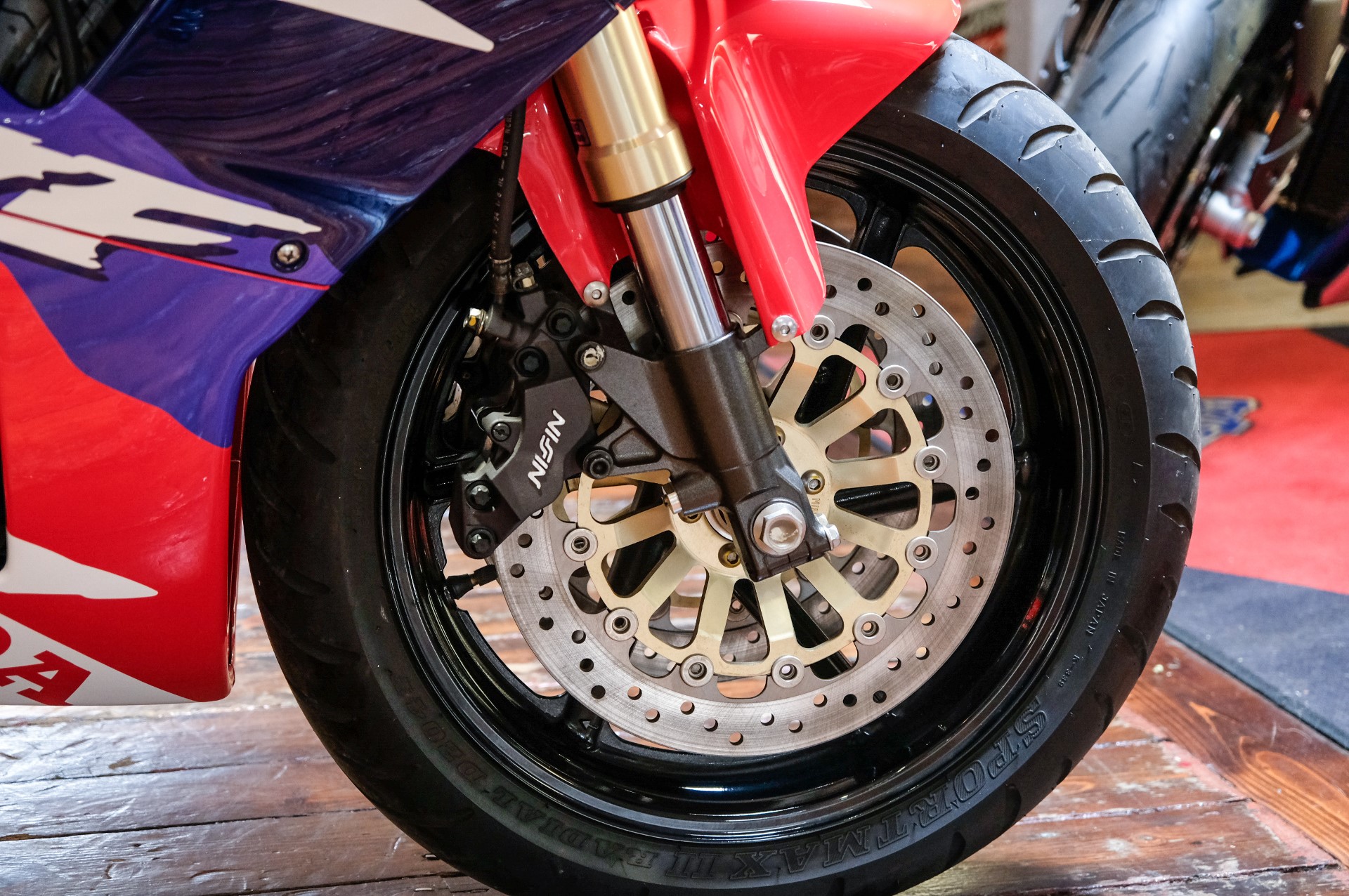 Honda RVF750 | The Bike Specialists | South Yorkshire