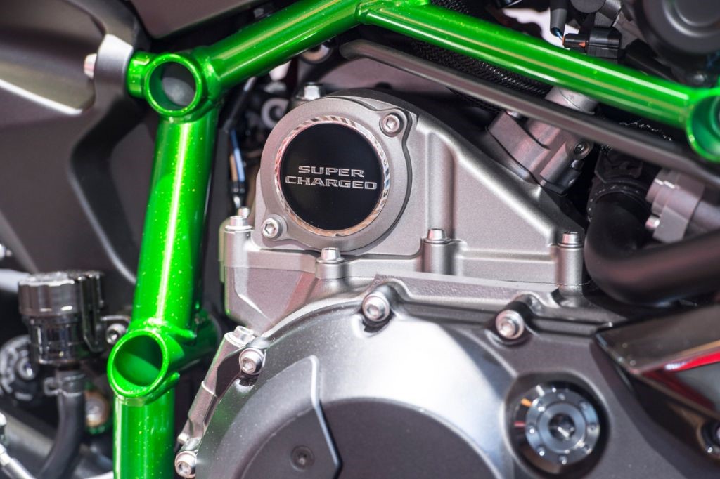 Kawasaki H2r Supercharged Specs Kawasaki Ninja H2 SX (2018) | Review