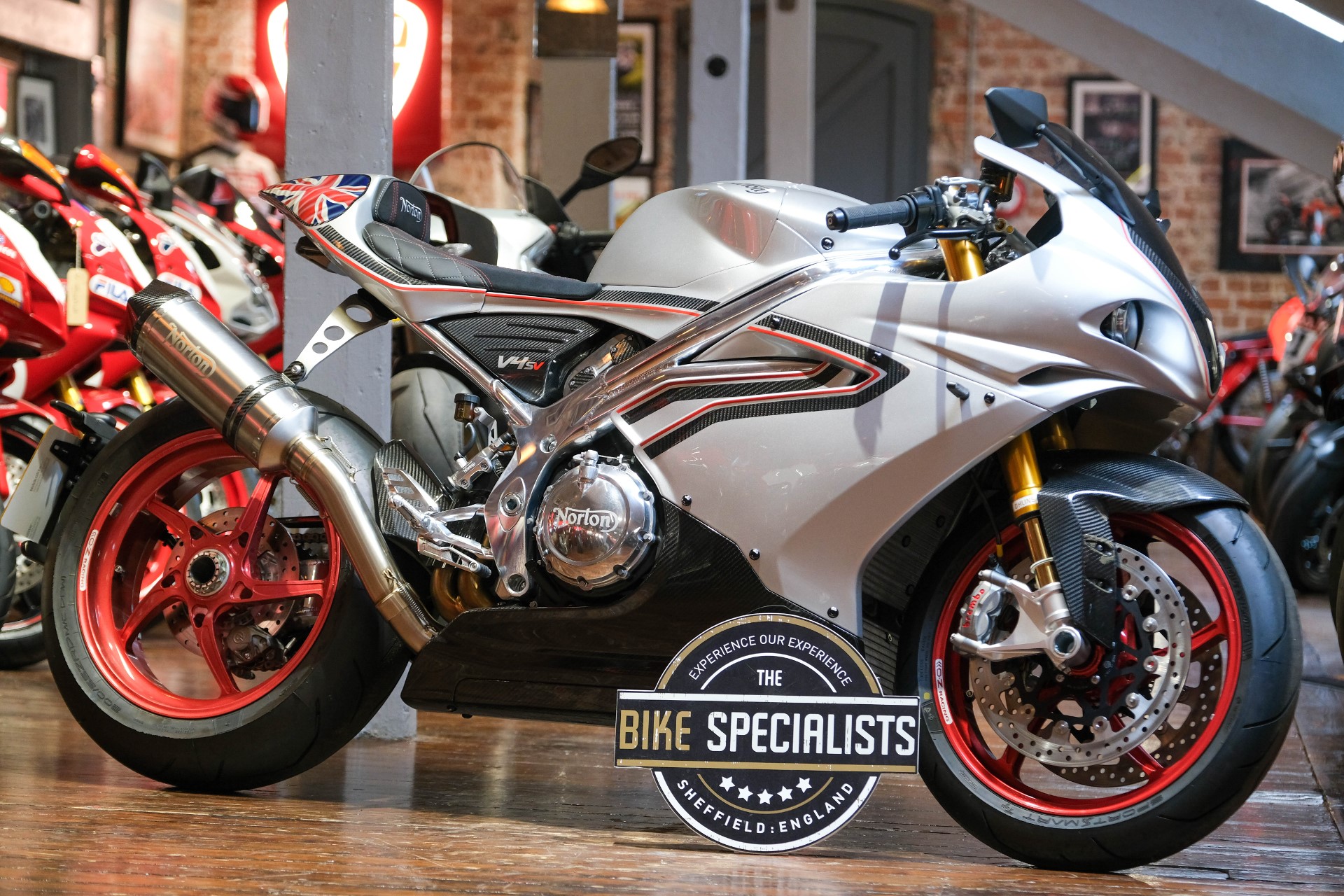 2023 Norton V4 SS