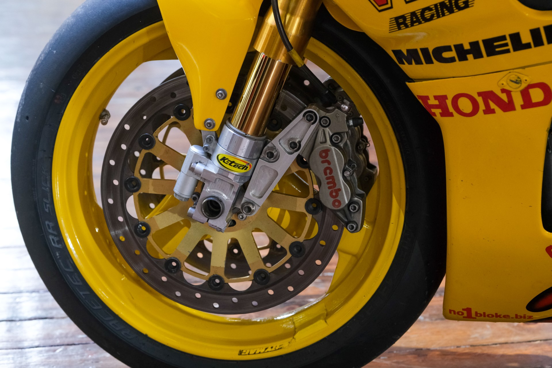 Honda RVF750 | The Bike Specialists | South Yorkshire