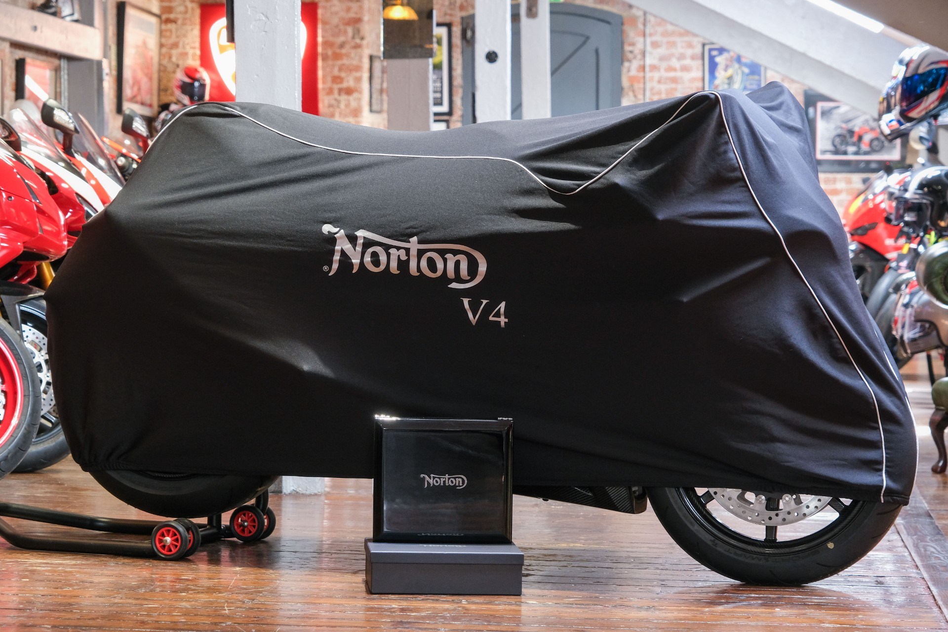 Norton V4 SV | The Bike Specialists | South Yorkshire