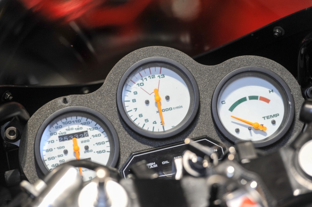 Suzuki RG500 | The Bike Specialists | South Yorkshire