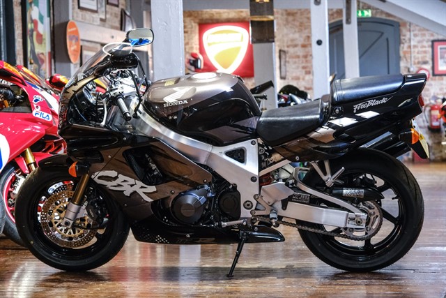 Honda CBR900RR Fireblade | The Bike Specialists | South Yorkshire