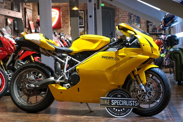 Suzuki X7 | The Bike Specialists | South Yorkshire