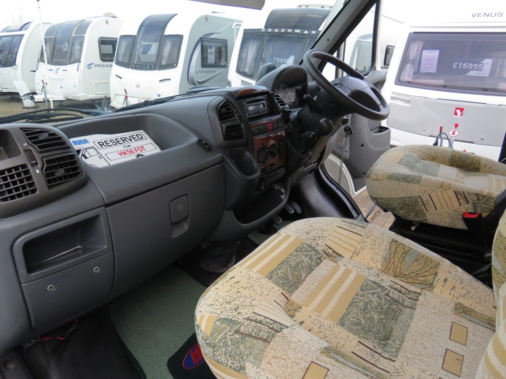 Used Auto-Sleepers Executive for sale in Sandy, Bedfordshire | The ...