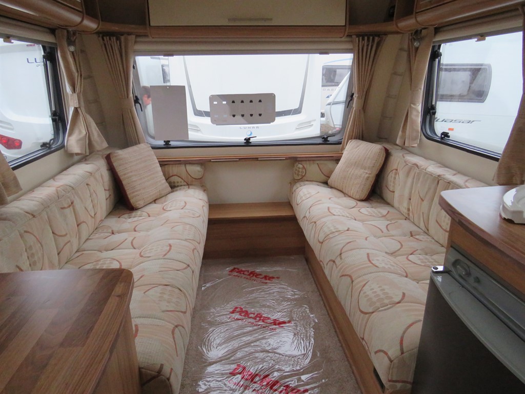 Used Bailey Orion 400/2 for sale in Sandy, Bedfordshire | The ...