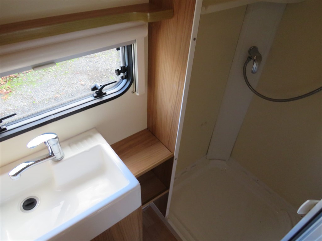 Used Bailey Orion 400/2 Compact Lightweight 2 Berth for sale in Sandy ...