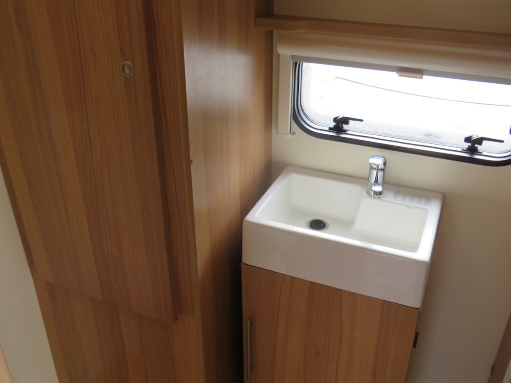 Used Bailey Orion 400/2 Compact and Lightweight 2 Berth with Awning and ...