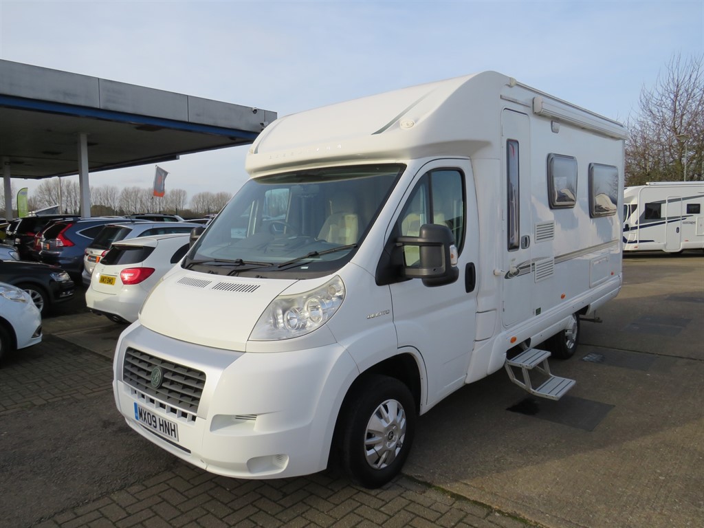 Used Bessacarr E460 for sale in Sandy, Bedfordshire | The Bedfordshire Car & Caravan Centre