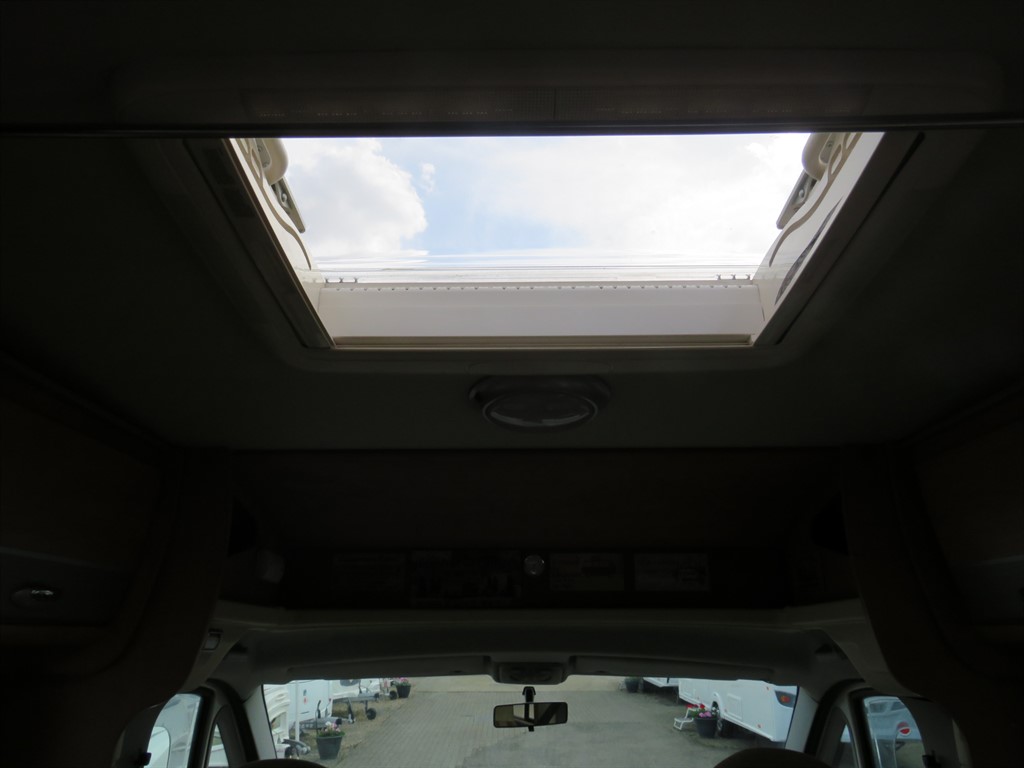 Used CI Carioca 694 Fixed Bed 4 Seat Belts for sale in Sandy ...