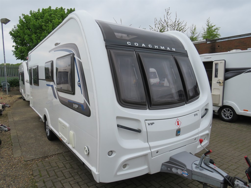 Used Coachman VIP 575 4 Berth Island Bed for sale in Sandy ...
