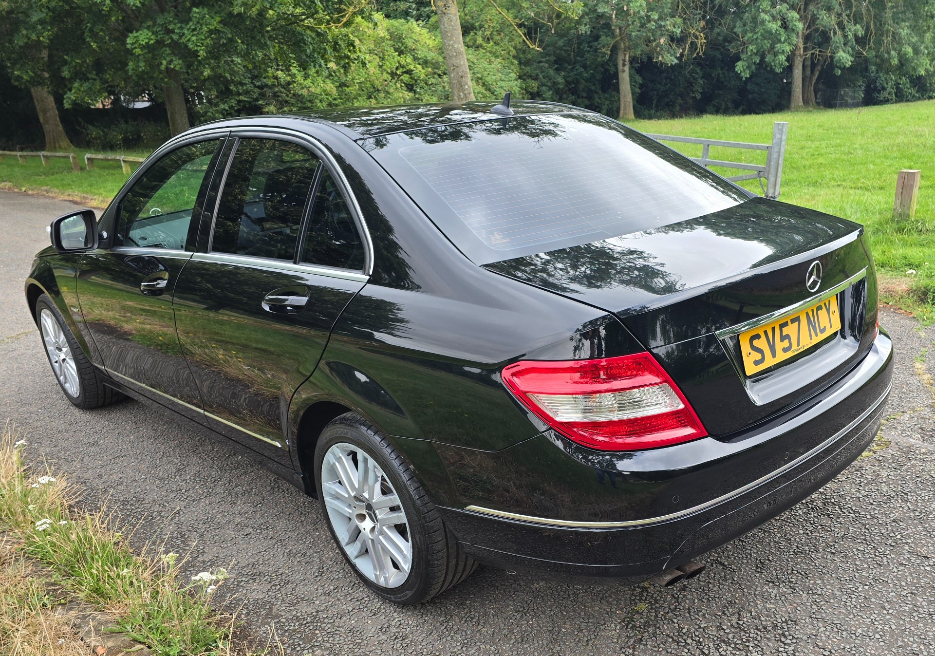 Used Mercedes C180 for sale in Hemel Hempstead, Hertfordshire ...