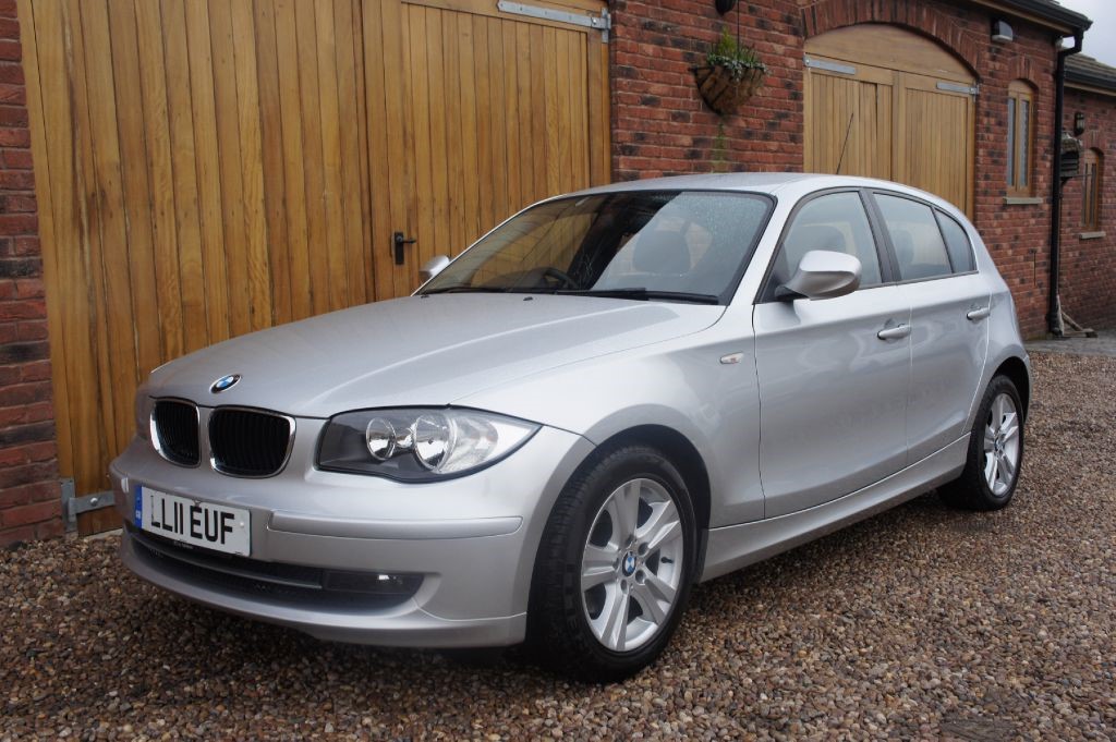 Used Titanium Silver BMW 118d for Sale | West Yorkshire