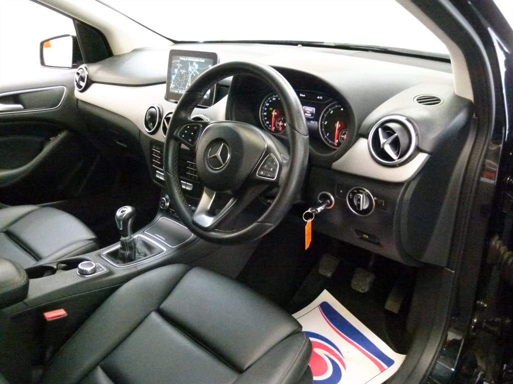 Mercedes 200 | Burnett Cars | Lancashire