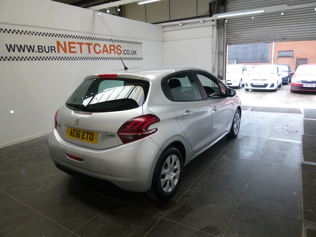 Peugeot 208 | Burnett Cars | Lancashire