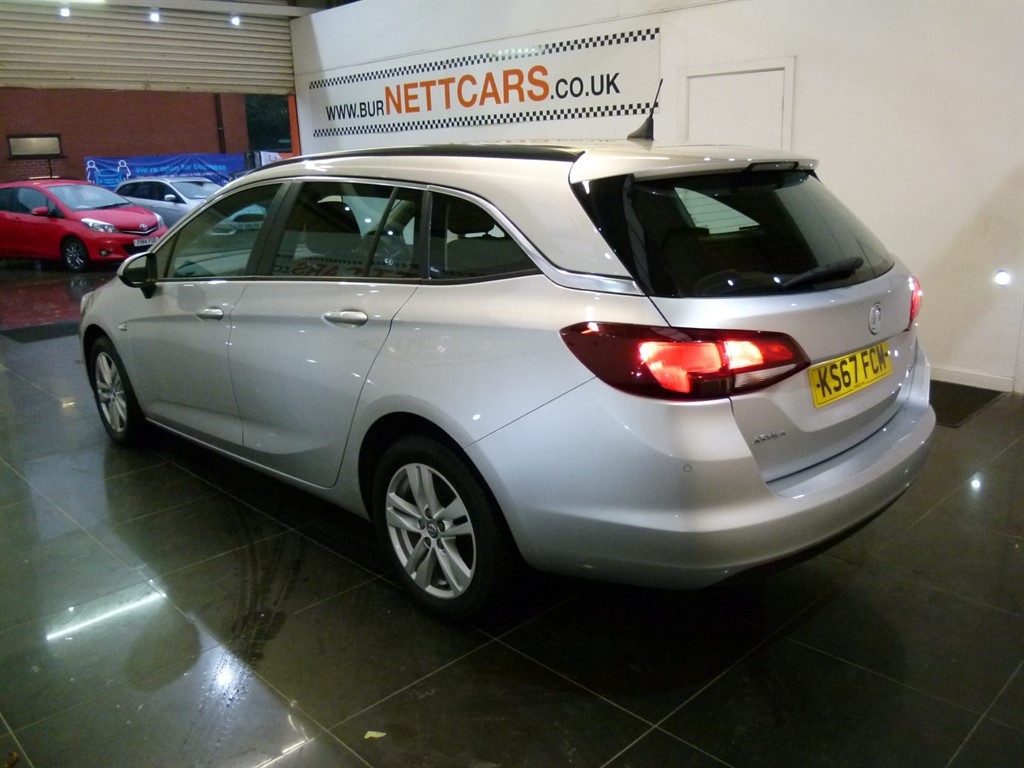 Vauxhall Astra | Burnett Cars | Lancashire