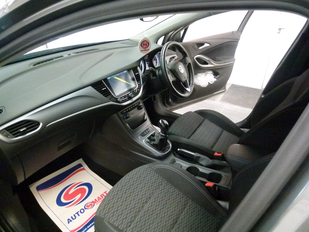 Vauxhall Astra | Burnett Cars | Lancashire